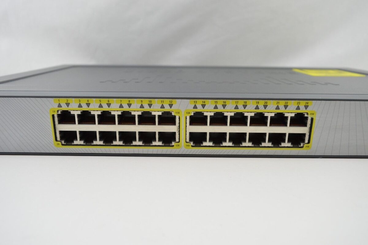 Cisco-Catalyst-Express-WS-CE500-24TT-V03-24-Port-Switch-2-Gigabit-Ports ...